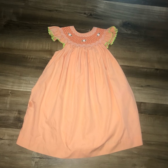 mom and me | Dresses | Vintage Peach Preppy Smocked Floral Dress ...